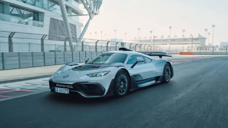 Top 10 Fastest Hybrid Cars 2024 | Regit