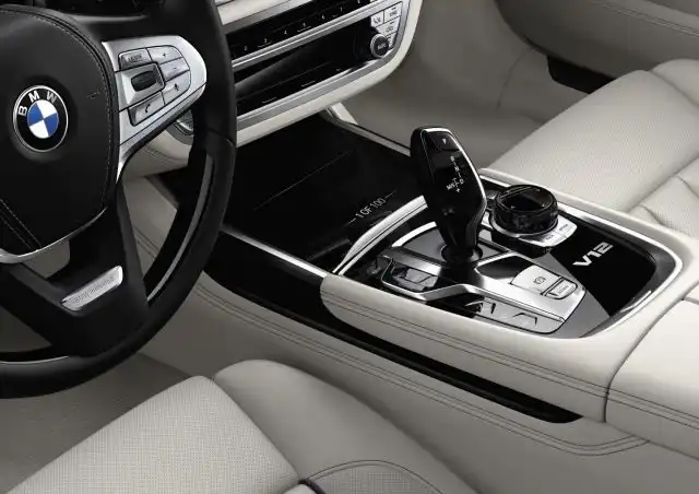 BMW Service Icons Explained | Regit