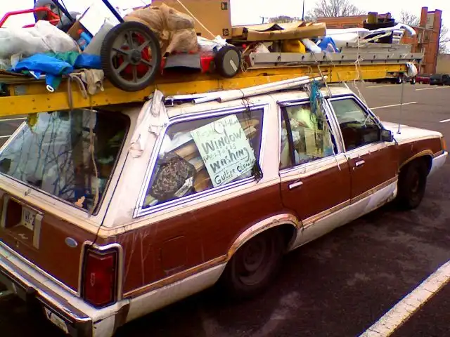 Why you shouldn't stack your roof rack like this | Regit
