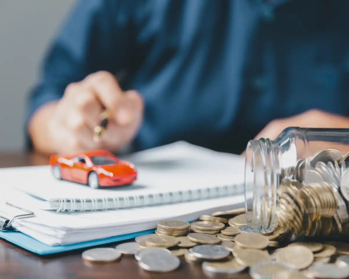 How to get a cheaper car insurance policy as a new driver | Regit