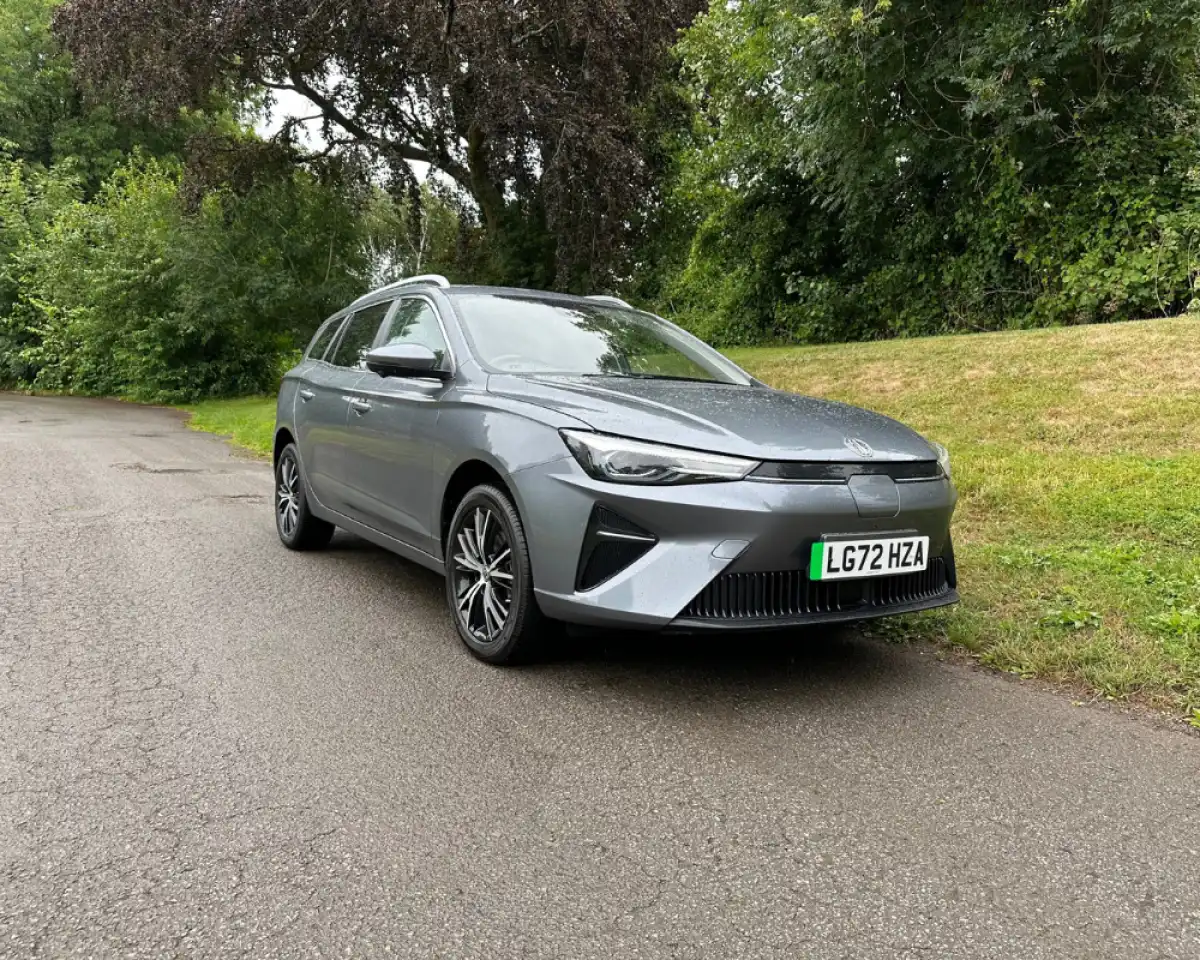 MG5 EV Trophy Long Range (2022 - ) | Regit
