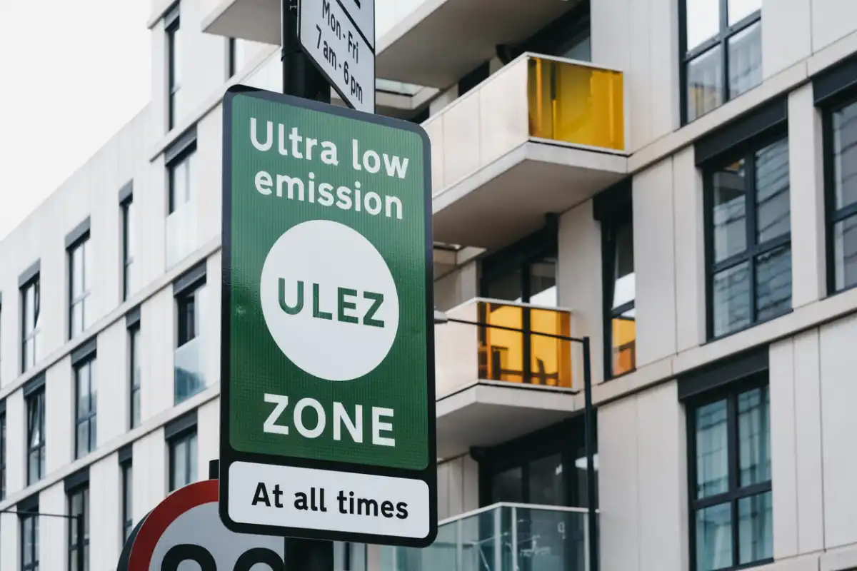 How do I know if my car is Ulez exempt and how do I pay the charge? | Regit
