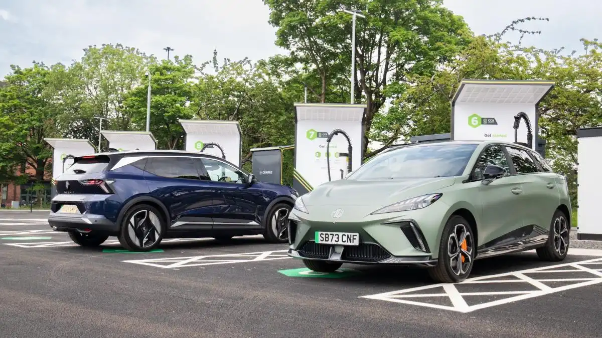 Arnold Clark Launches Ultra-Rapid EV Charging Network with £30m ...