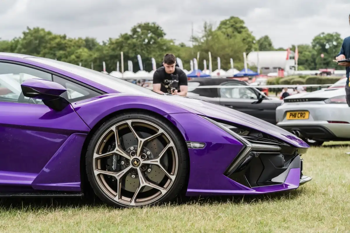 UK’s worst areas for car wheel theft revealed | Regit